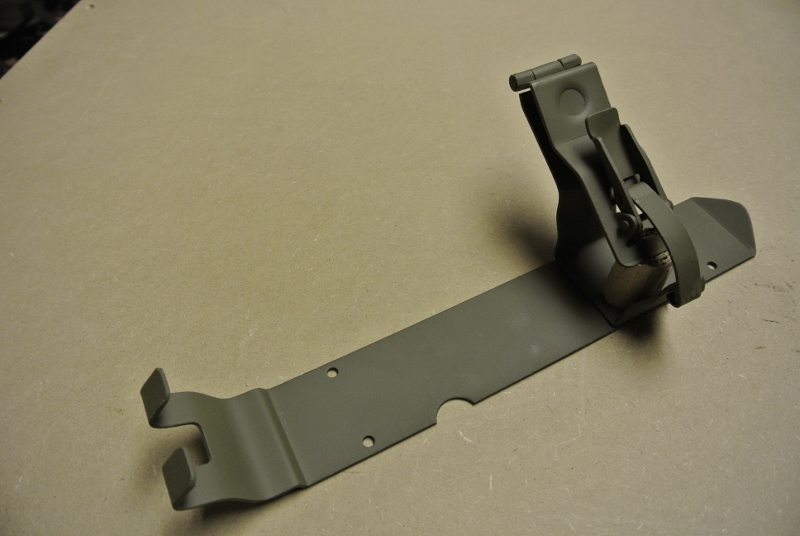 BRACKET GREASE GUN LEVER TYPE - HMKSHOP - Depot Moane